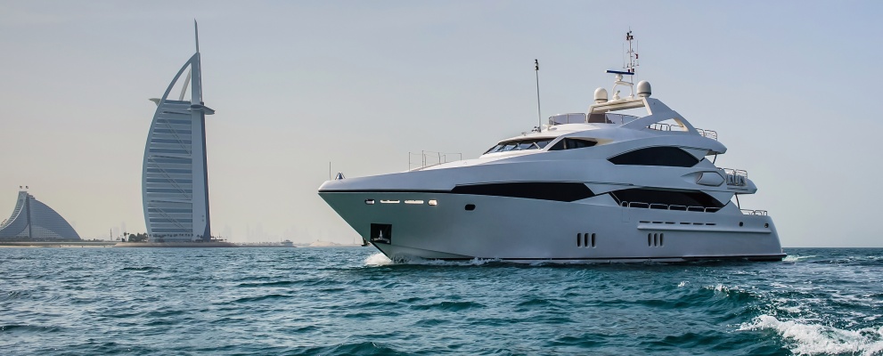 What Makes UAE an Ideal Choice for your Offshore Company? | FlyingColour