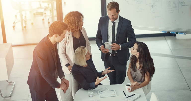 7 Key Steps for Setting Up a Business in UAE | Flyingcolour